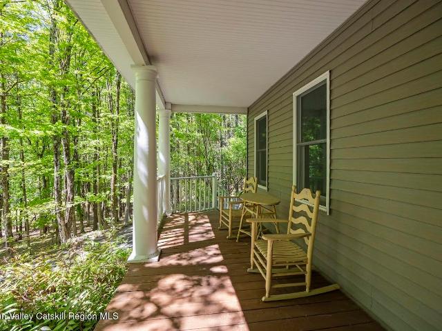 309 Pine Ridge Lane