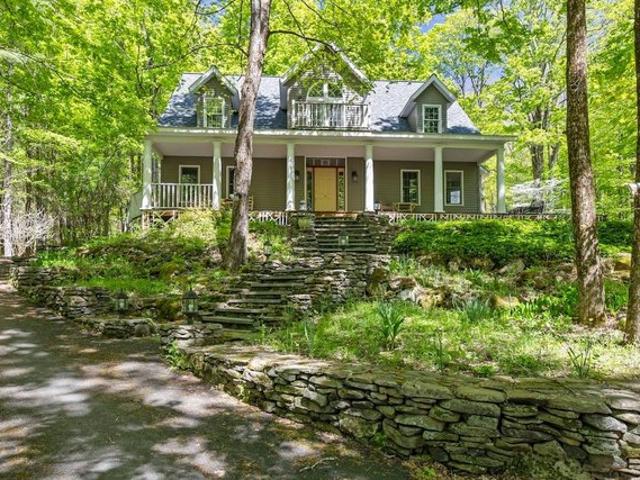 309 Pine Ridge Ln, Hillsdale, NY 12529