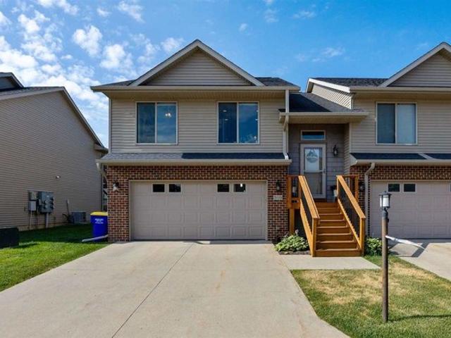 309 Piper Ln, Solon, IA 52333