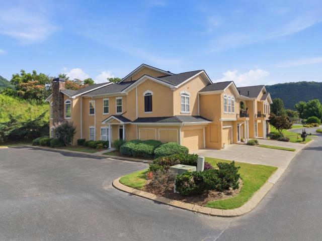 309 Renaissance Court
