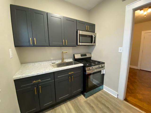 309 W Whitney Ave #207
