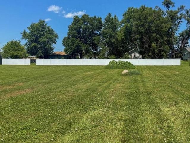 309 W Cherry St, Ogden, IA 50212