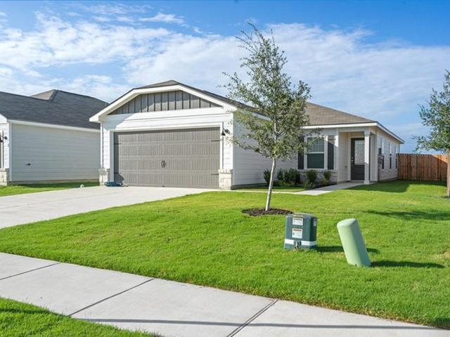 309 W Luna Blue Ln, Jarrell, TX 76537