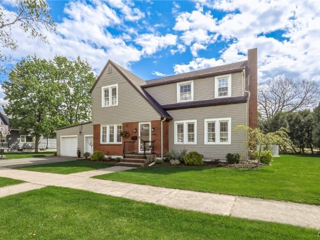 309 W Oak Street