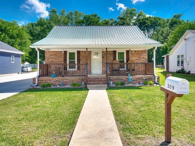 309 Wall St, Mount Pleasant, TN 38474
