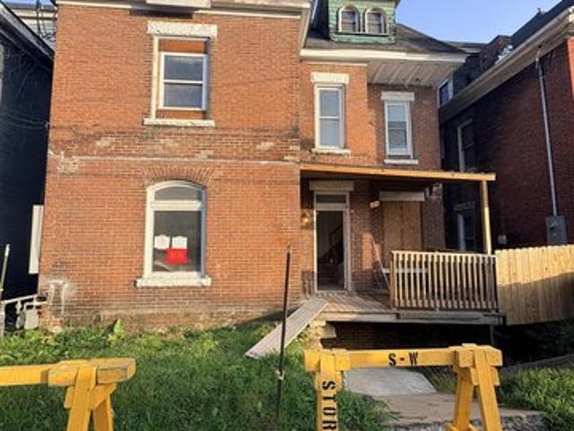 309 Walnut Ave, Fairmont, WV 26554