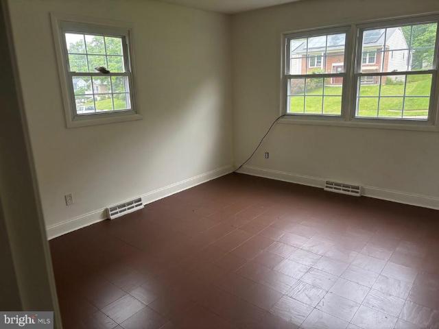309 Tartan Green Court