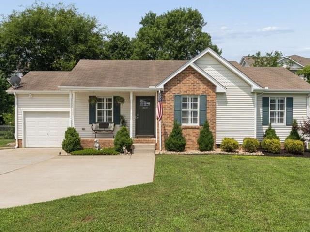 309 Vernon Traylor Dr, Smyrna, TN 37167