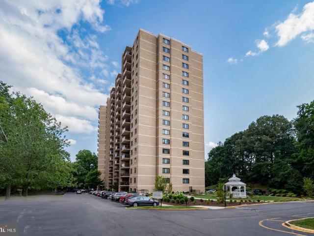 309 Yoakum Parkway # 1416