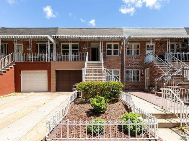 30 51 74th St, East Elmhurst, NY 11370