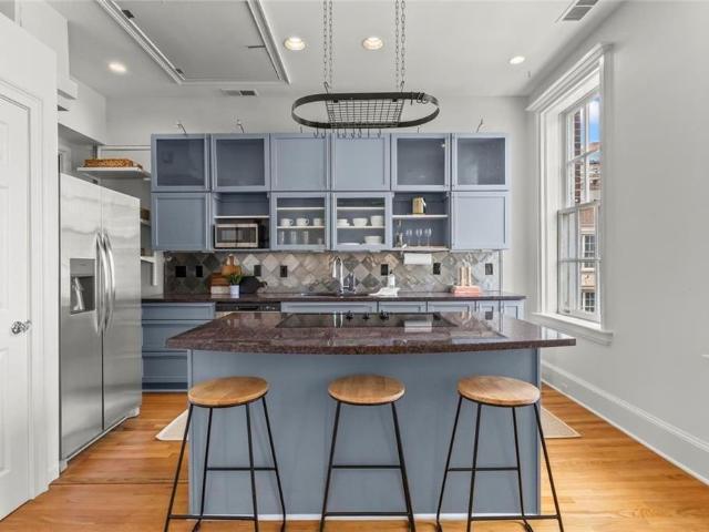 30 5th Street NE 1004