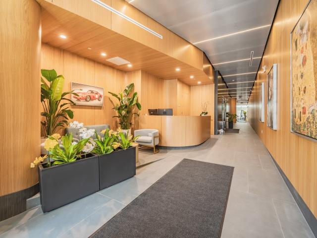 30 05 Vernon Boulevard, Unit 4G