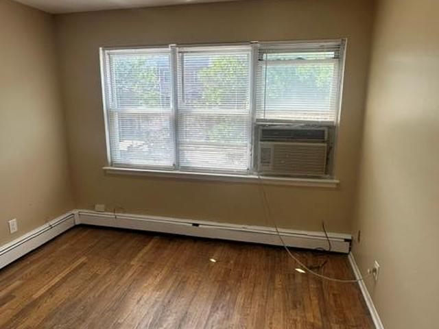 30 29 70th 2nd floor
