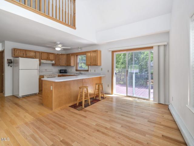 30 32 Western Avenue