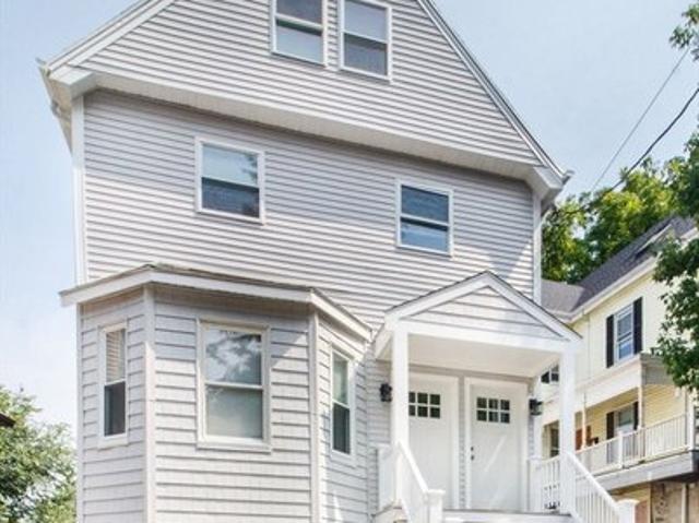 30 32 Oakland St, Newton, MA 02458