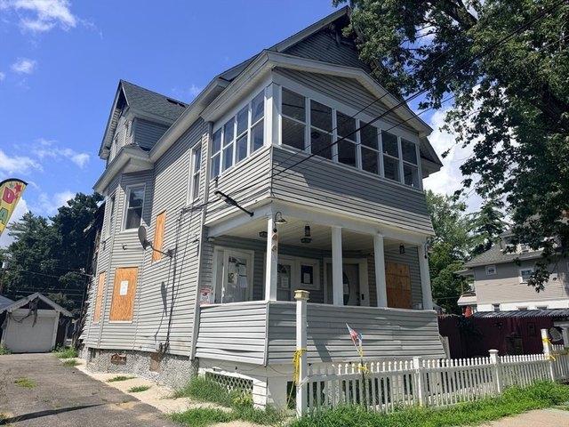 30 32 Ruskin St, Springfield, MA 01108