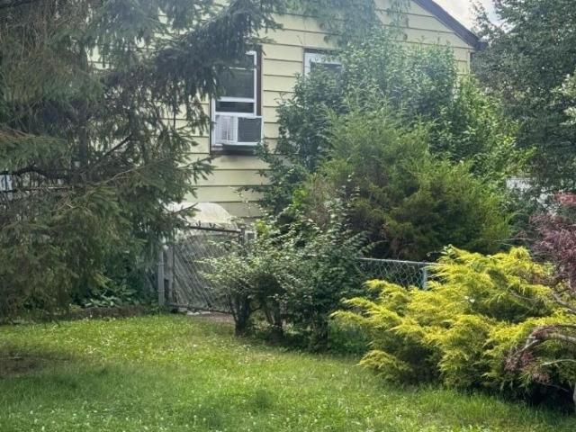 30 Terrence Ave