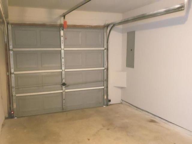 30 Tether Ct