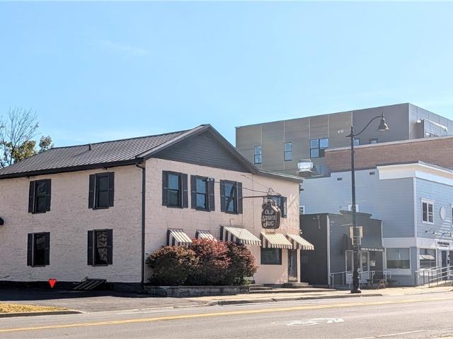 30 Utica Street