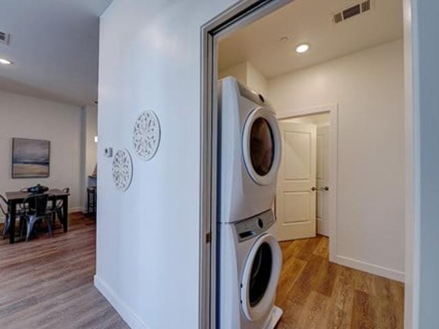 30 Veterans Memorial Parkway 2 Bedrooms, 2 Bathrooms