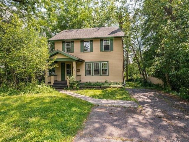 30 W Arrowhead Rd, Duluth, MN 55803