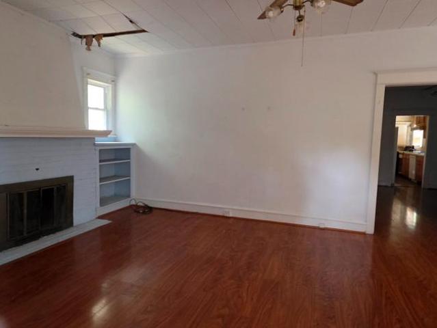 30 W Ridgewood Avenue