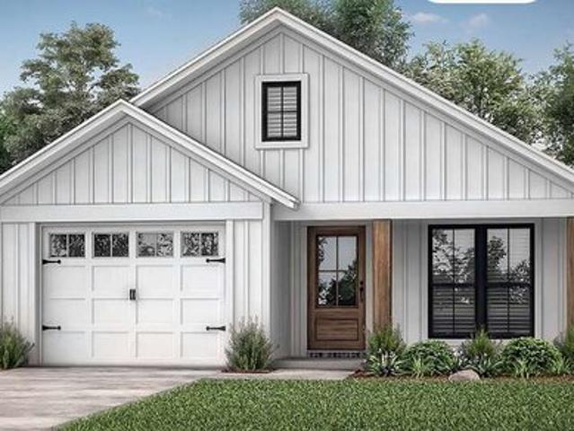 30 W Rocky St NE, White, GA 30184
