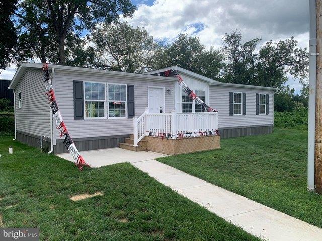 30 W Willow St, Palmyra, PA 17078