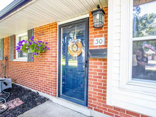 30 Warr Court
