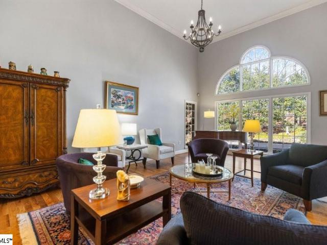 30 Winged Foot Court