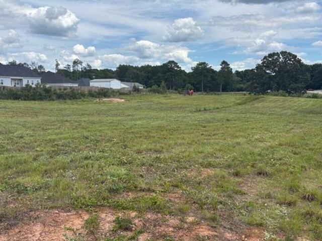 30 Willis Rd, Warrenville, SC 29851