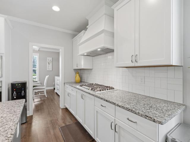 30 Willow Bend Drive