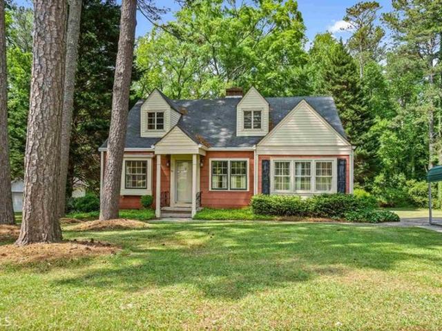 30 Woodlawn Ave, Hampton, GA 30228