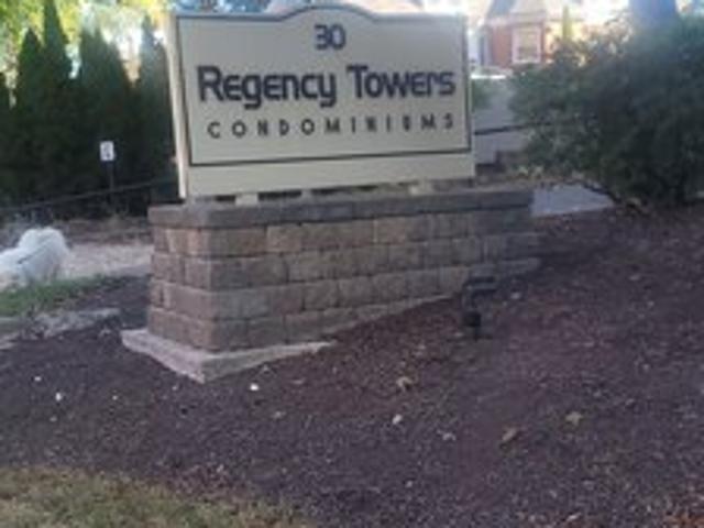 30 Woodland St Apt 10E, Hartford, CT 06105