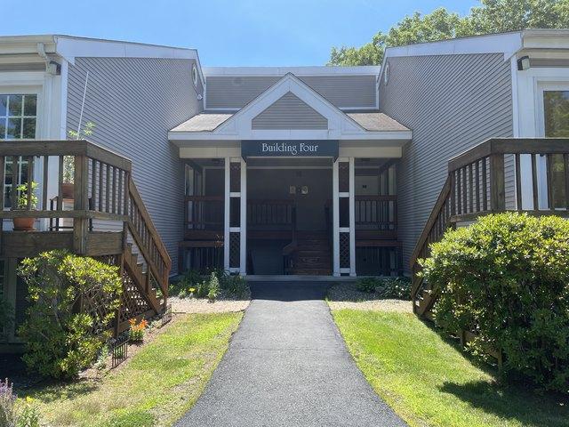 30 Wolf Rd, Lebanon, NH 03766