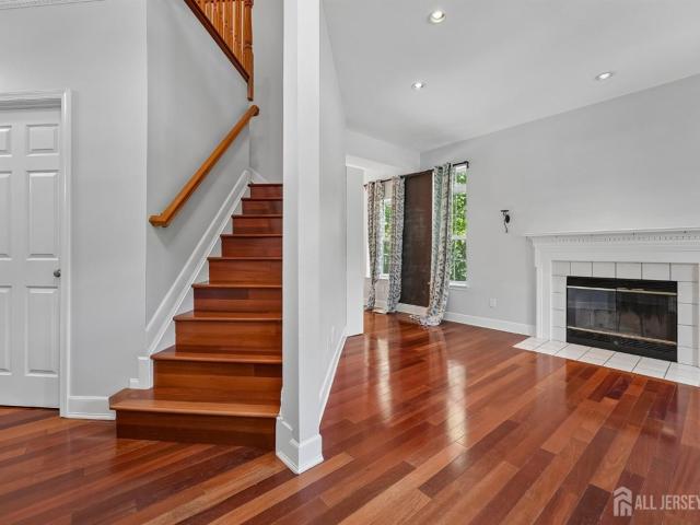 30 Yale Terrace