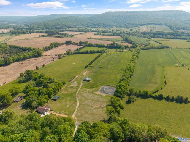30 +/ acres Hurricane Road