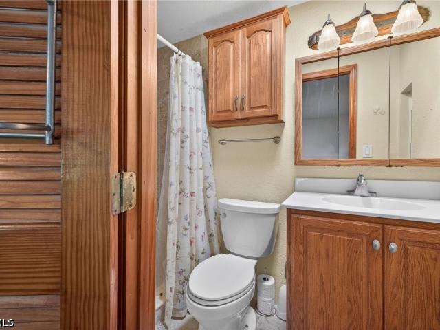 30 Aloe, Alva, FL 33920 | MLS #2026017