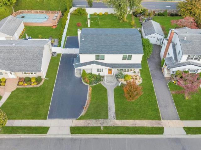 30 Andover Lane