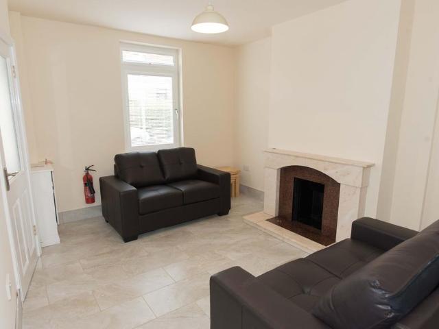 30 Ashley Drive, Belfast, BT9 7BE