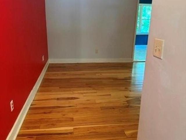 30 Arpege Way NW, Atlanta, GA 30327