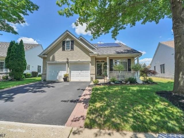 30 Benjamin St, Franklin Twp, NJ 08873
