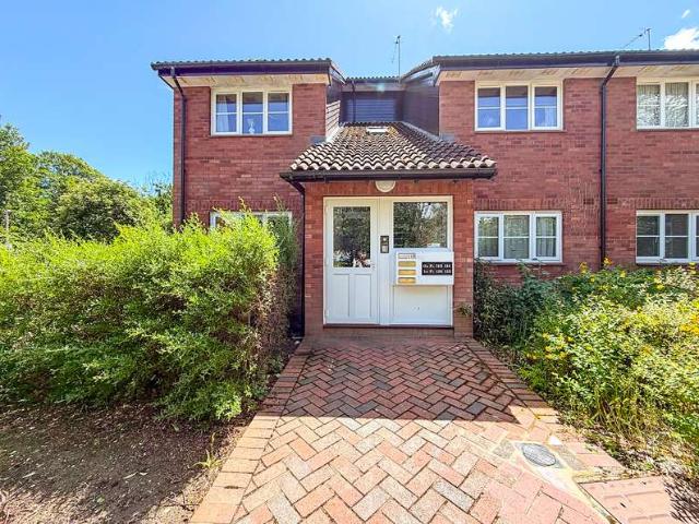 30 Bedroom Maisonette Flat