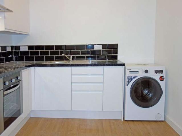 2 Bedroom Apartment Flat