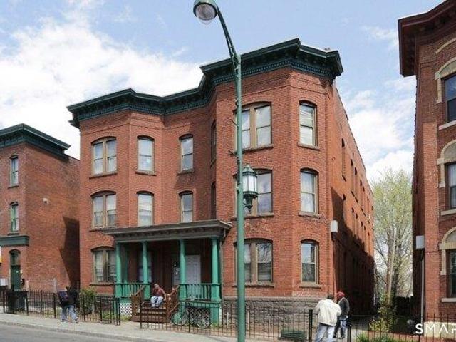 30 bedroom, Hartford CT 06106 104791749