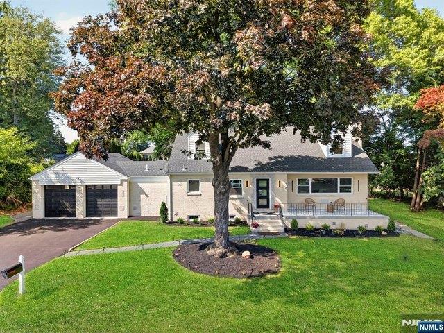 30 Birch St, Emerson, NJ 07630