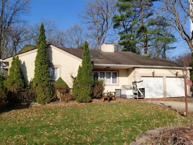 30 Birchwood Ln, Hartsdale, NY 10530