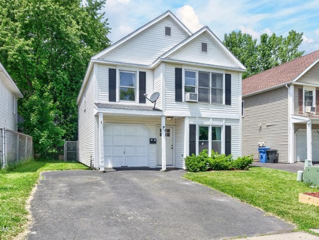 30 Boenau St, Albany, NY 12202
