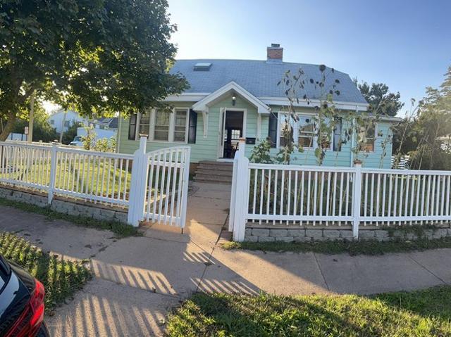 30 Bradley Ave, East Haven, CT 06512