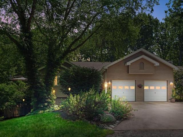 30 Bristol Dr, Michigan City, IN 46360